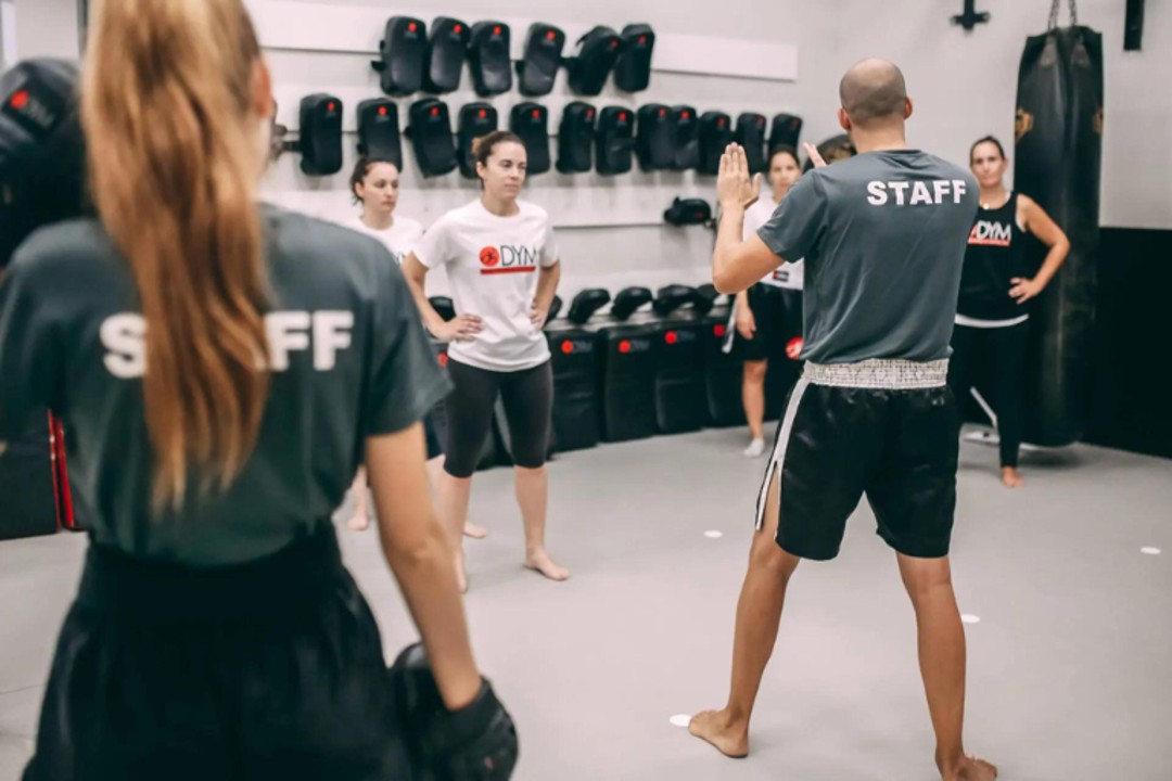 Kick boxing mujeres - Centros de artes marciales y defensa personal
